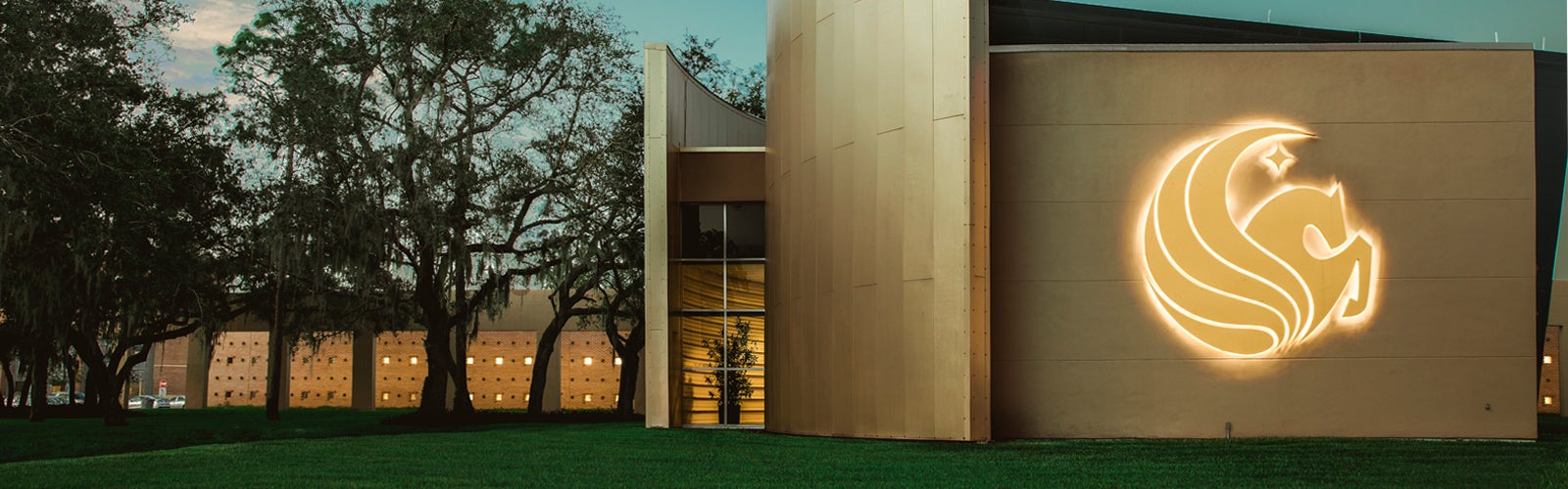 Visit Campus | UCF Undergraduate Admissions Tours & Open Houses