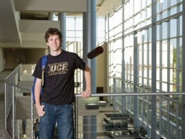 Drew Hampton - Ready to Research | University of Central Florida News