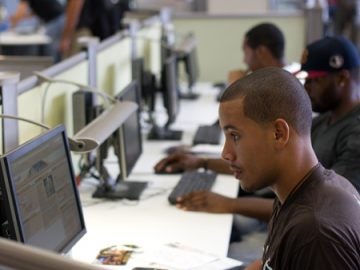 UCF Developing National Model for Blended Online Courses | University ...