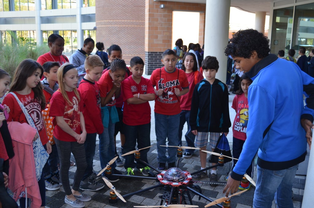 UCF Athletes, Scientists Deconstruct Science Behind Football at STEM ...