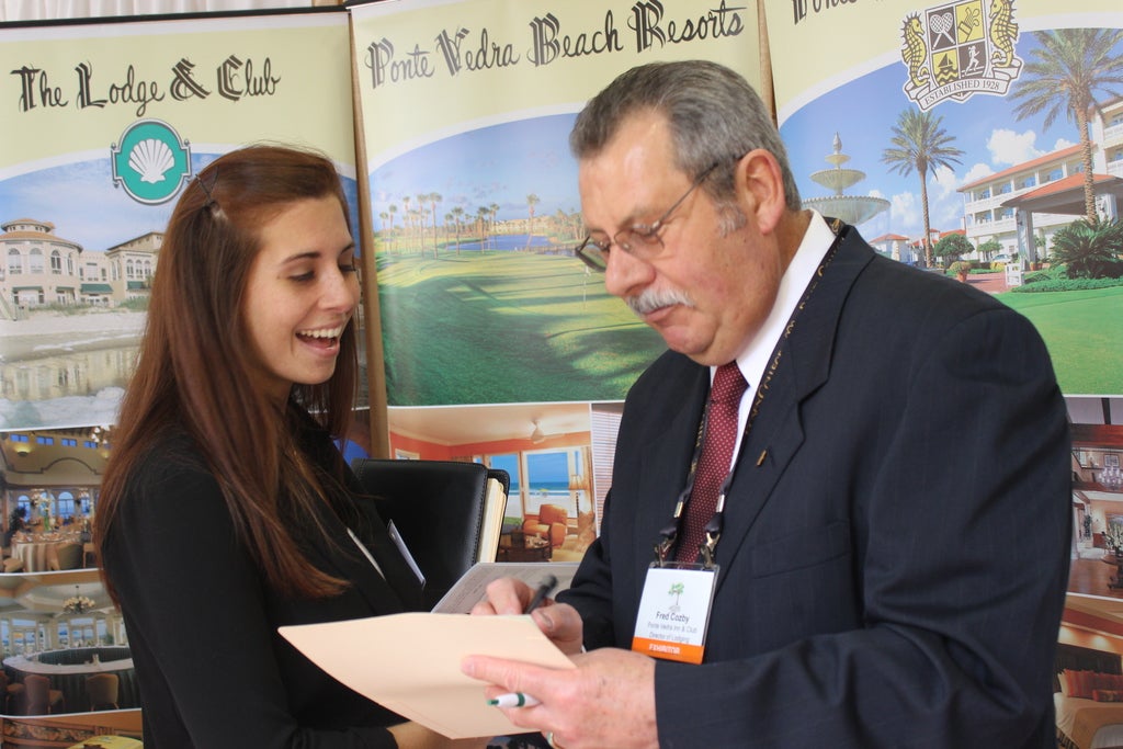 Experience the Rosen College Career Fair in Less Than 30 Seconds ...