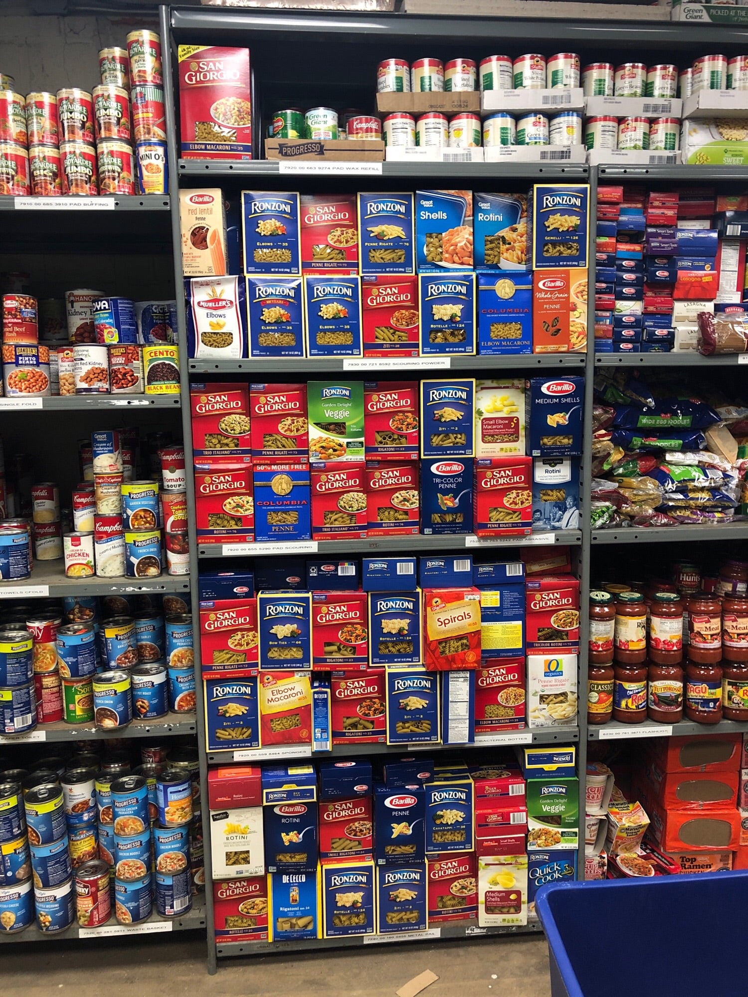 UCF Student Helps Military Families During Government Shutdown