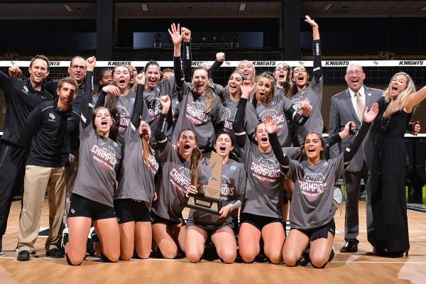 UCF Volleyball Sweep Bulls, Go Undefeated in Conference | University of ...