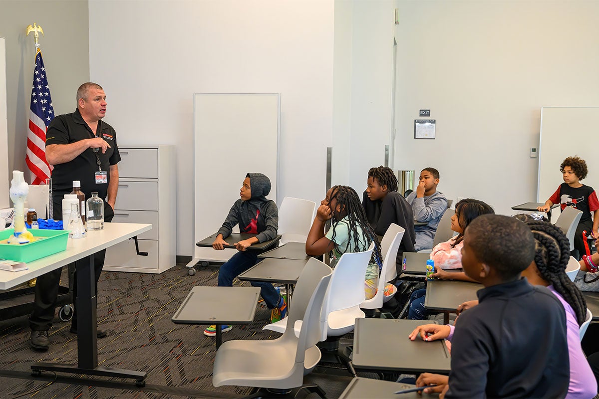 Early Outreach Furthers UCF Downtown’s Commitment to Community ...