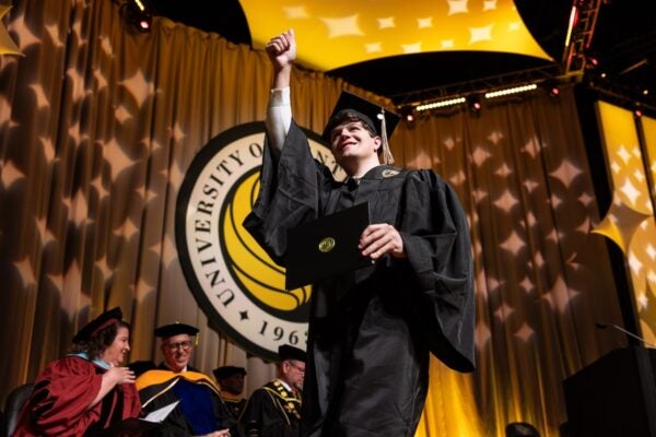 UCF Hosts Spring 2025 Commencement Ceremonies May 2-3 | University of ...